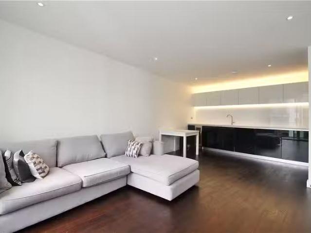 Pump House Crescent, Brentford, London, TW8 0HH