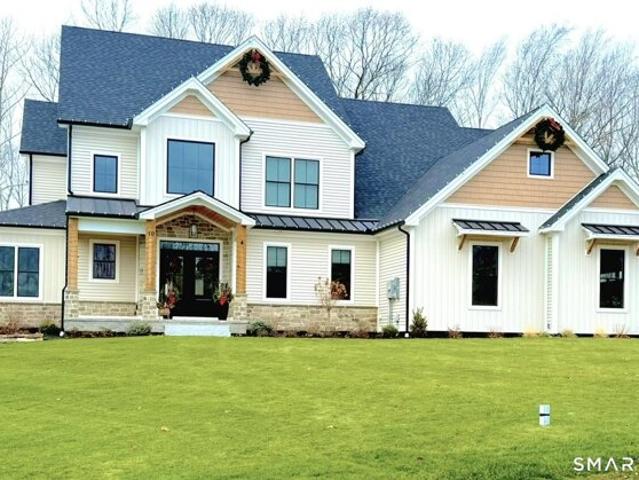 Pumpkin Grv, East Lyme, Home For Sale