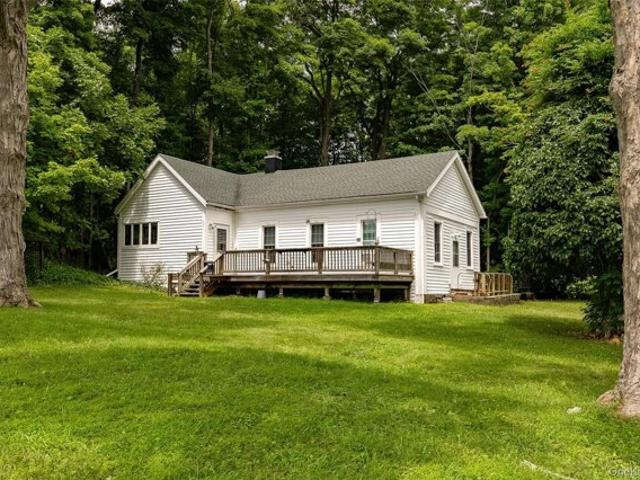 Pumpkin Ln, Clinton Corners, Home For Sale
