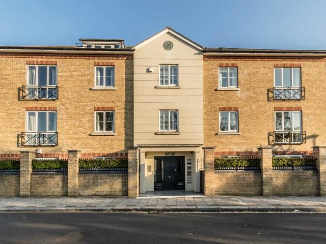 Pumping Station Road, Chiswick W4, 2 bed flat to rent, £2,297 pcm | PrimeLocation