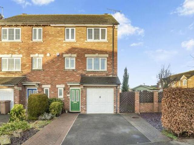 Punton Walk, Snaith, 4 Bedroom Semi detached