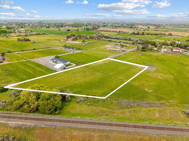 B Unit 2 and B Ln, Hermiston, OR 97838