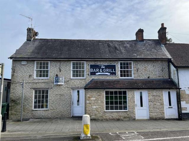 Pub Commercial
