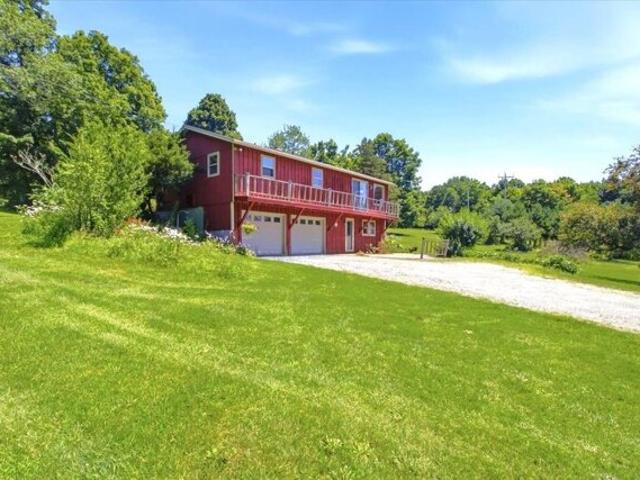 Puddingstone Rd, Pownal, Home For Sale