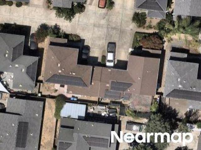 Pueblo Ave