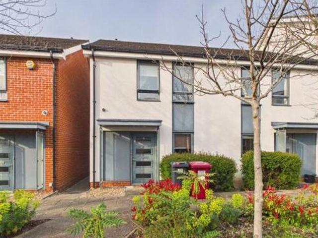 Puffin Way, Reading, 2 Bedroom Semi detached