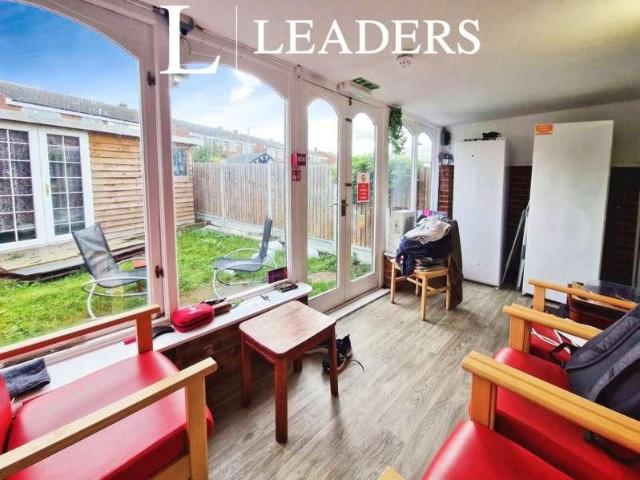 Pugh Place, Stanford le hope, Essex, SS17