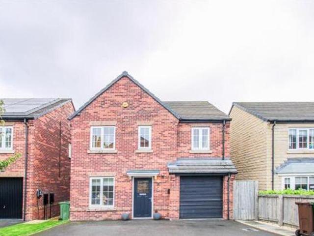 Pugneys Avenue, Crigglestone, 4 Bedroom Detached