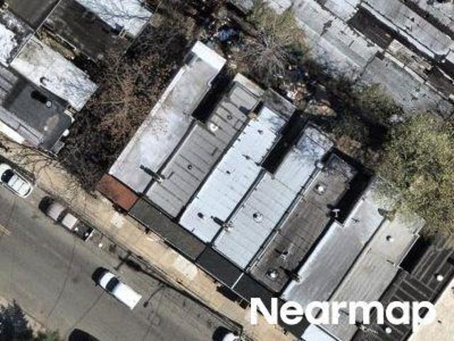 Pulaski Ave