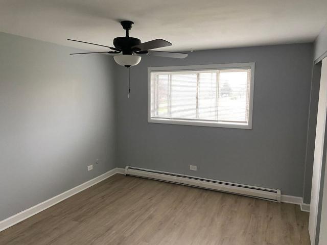 Pulaski Apartments LLC 2 Bedroom Apartment for Rent at 3700 W 119th St, Alsip, IL 60803