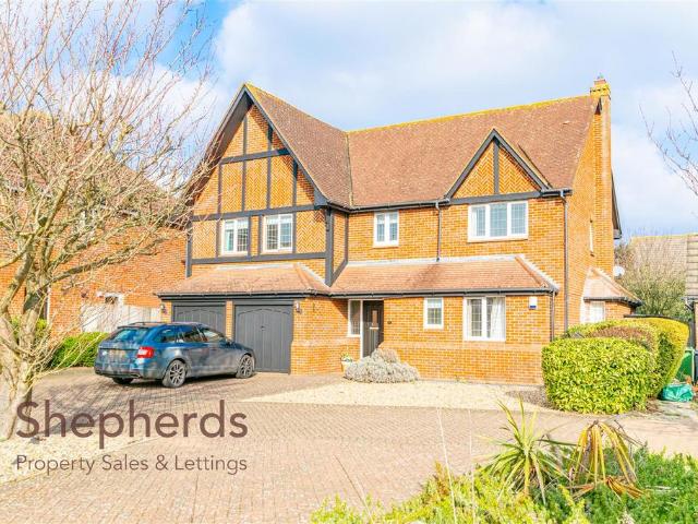 Pulham Avenue, Broxbourne EN10 5 bed detached house to rent £3,250 pcm £750 pw