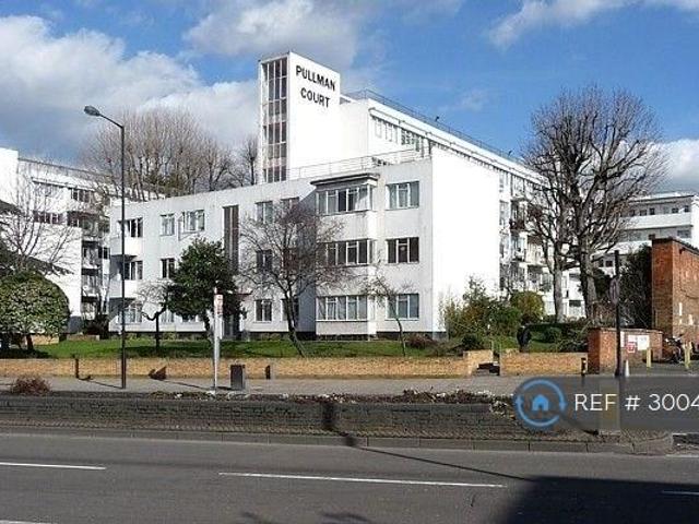 Pullman Court, London, SW2 2 bed flat to rent £1,800 pcm £415 pw