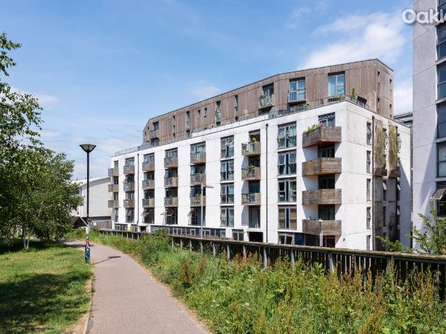 Pullman Haul, Brighton BN1, 2 bed flat to rent, £2,000 pcm | PrimeLocation