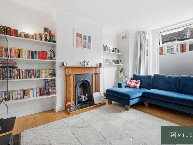 Purves Road, Kensal Green NW10 1 bed ground floor flat to rent £1,950 pcm £450 pw