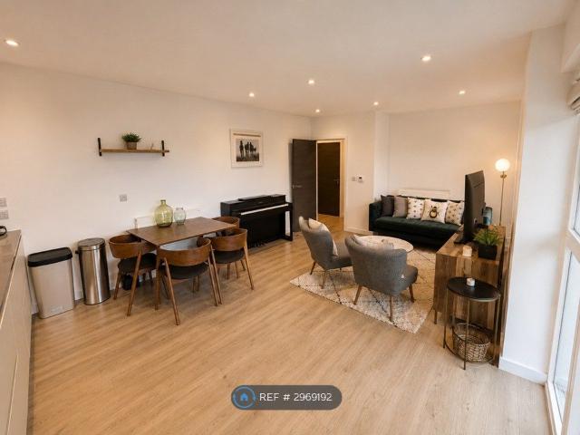 Purbeck Gardens, London SE26, 3 bed flat to rent, £3,500 pcm | PrimeLocation