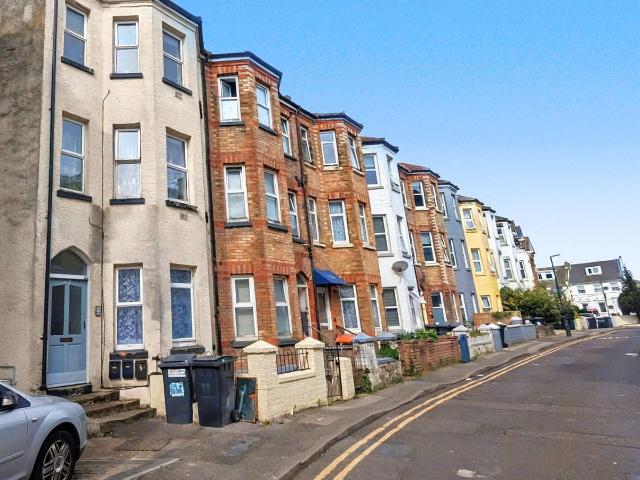 Purbeck Road, Bournemouth BH2, 2 bed flat to rent, £1,180 pcm | PrimeLocation