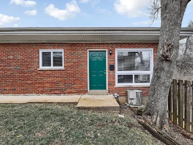 Purdue Park Apartments 2 Bedroom Apartment for Rent at 1100 Midland Blvd, University City, MO 63130 University City