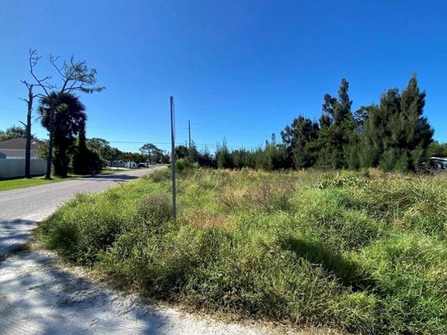 Purdy St, Englewood, FL 34223