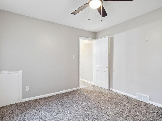 Puritan Manor 2 Bedroom Apartment for Rent at 15818 Puritan St, Detroit, MI 48227 Cerveny