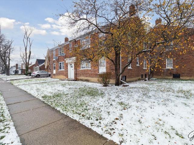 Puritan Manor 2 Bedroom Apartment for Rent at 15818 Puritan St, Detroit, MI 48227 Cerveny