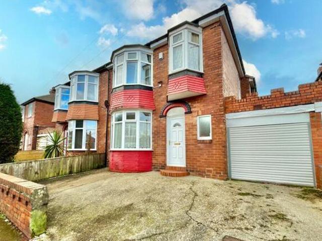 Purley Gardens, Kenton, 3 Bedroom Semi detached
