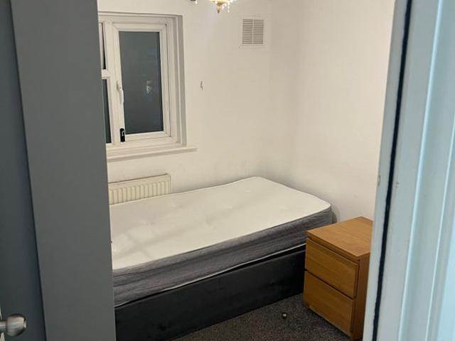 Purley Way, Croydon CR0, Room to rent, £650 pcm | PrimeLocation