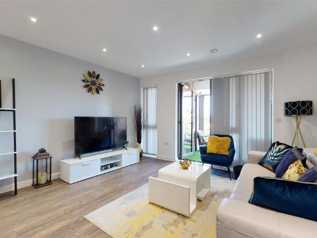 Purley Way, Croydon CR0, 1 bed flat to rent, £1,550 pcm | PrimeLocation