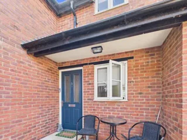Purlieu Mews, Naseby £850 pcm ⓘ The monthly or weekly payment required by the landlord. Read our glossary page *Tenant Info | 1 bedroom Material Information