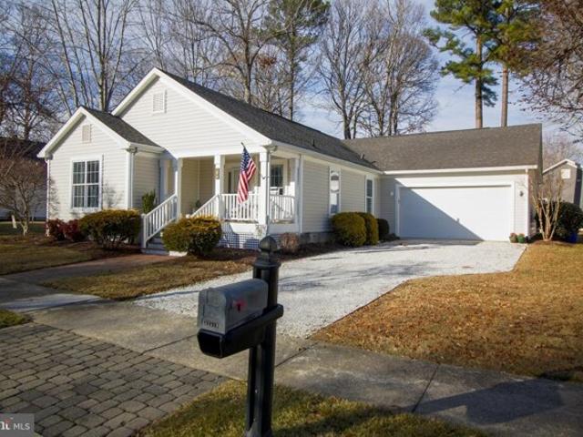 Putters Dell Dr Unit,long Neck, Home For Sale