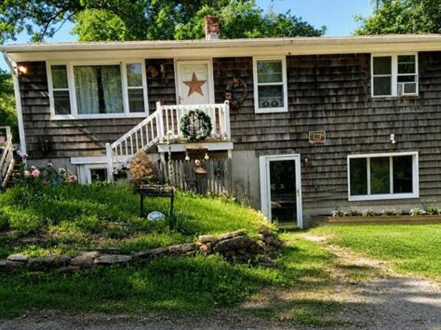Puttker Rd, North Stonington, Home For Sale