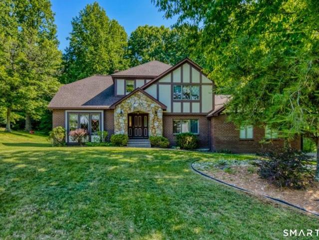 Putting Green Ln, Prospect, Home For Sale