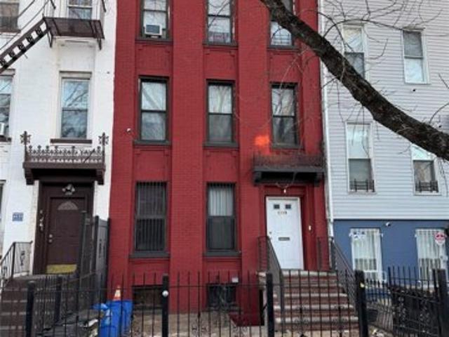 Putnam Ave, Brooklyn, Home For Sale
