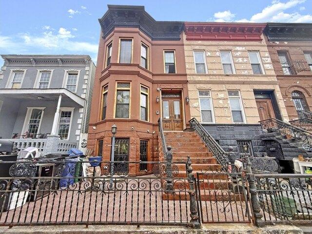 Putnam Ave, Brooklyn, Home For Sale