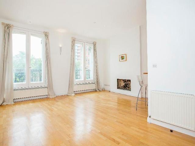 Putney High Street SW15, 1 bed flat to rent, £2,250 pcm | PrimeLocation