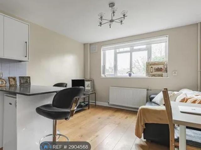 Putney Leisure Centre, Dryburgh Road, London, SW15 6SS, United Kingdom | 1 bed apartment for rent #124834370 | Rentberry