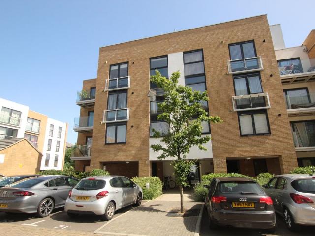 Pym Court, Cromwell Road CB1, 1 bed flat to rent, £1,500 pcm | PrimeLocation