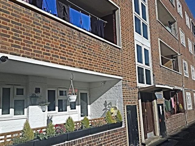 Pymmes Brook House, N10 3 bed flat to rent £2,201 pcm £508 pw