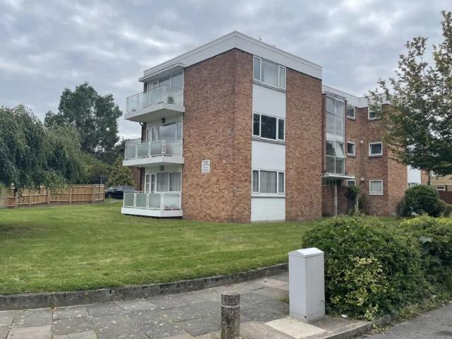 Pymmes Green Road
