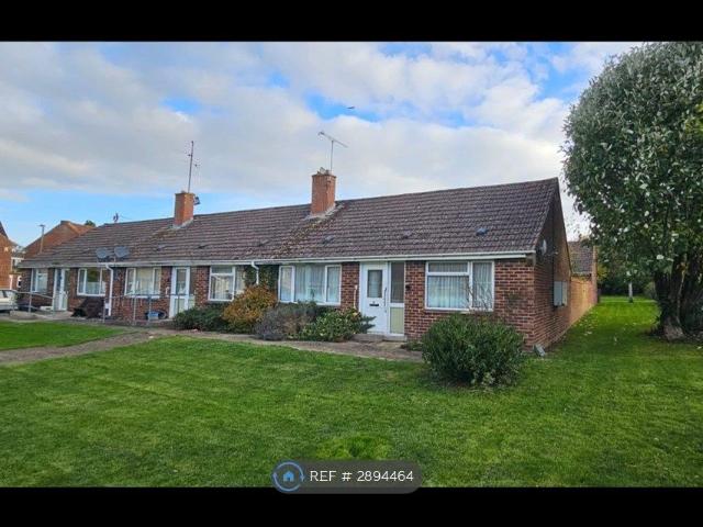 Pye Street, Faringdon SN7, 2 bed bungalow to rent, £1,200 pcm | PrimeLocation