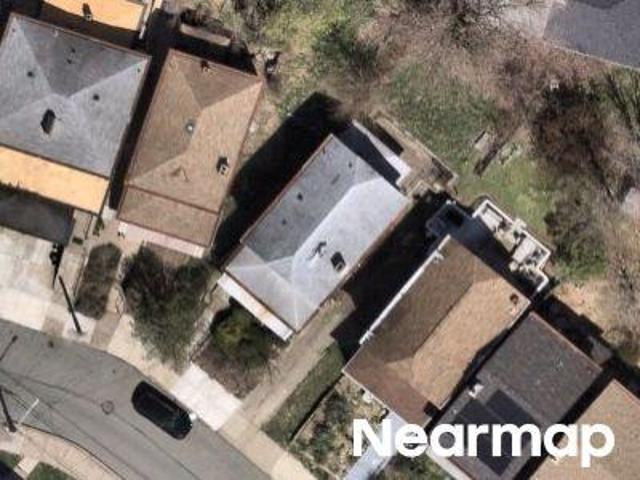 Pyramid Ave