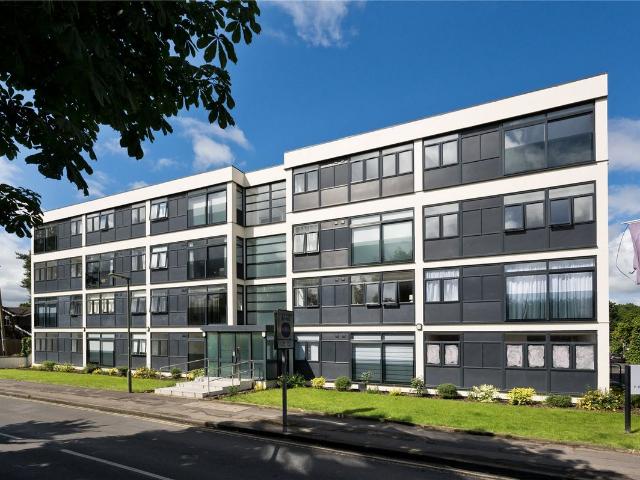 Pyrford Road, West Byfleet, Surrey KT14, 1 bed flat to rent, £1,300 pcm | PrimeLocation
