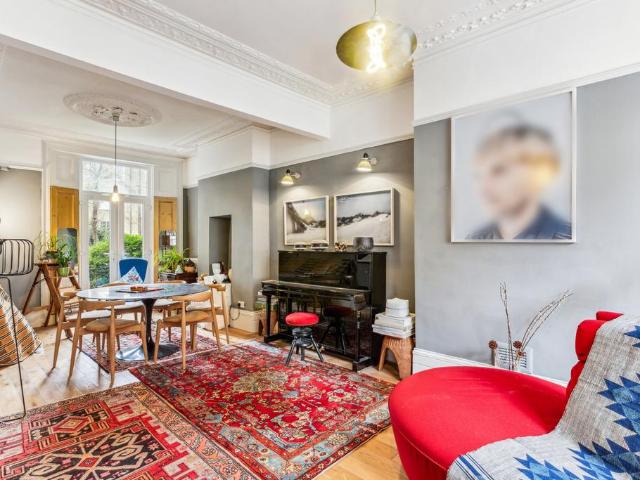 Pyrland Road, Highbury, London 5 bed house to rent £8,500 pcm £1,962 pw