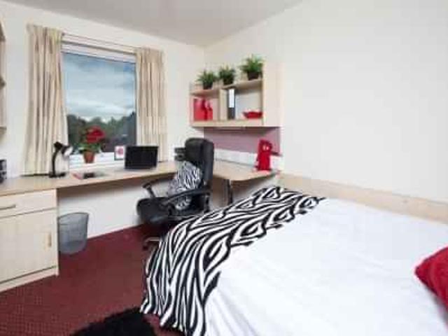 Q3 Apartments, Manchester Has an Apartment