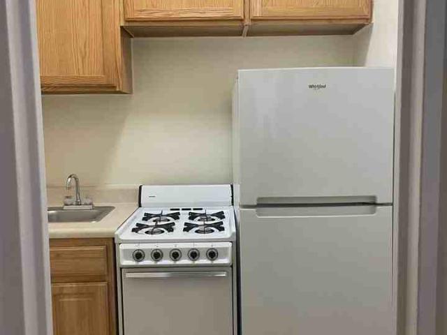 Q Street Apartments Studio Apartment for Rent at 2501 Q St Nw, Washington, DC 20007 Georgetown