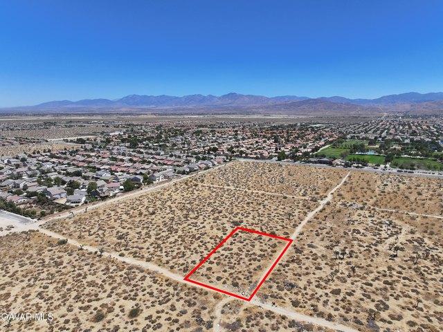 Q 12 Vic Ave, Palmdale, CA 93550