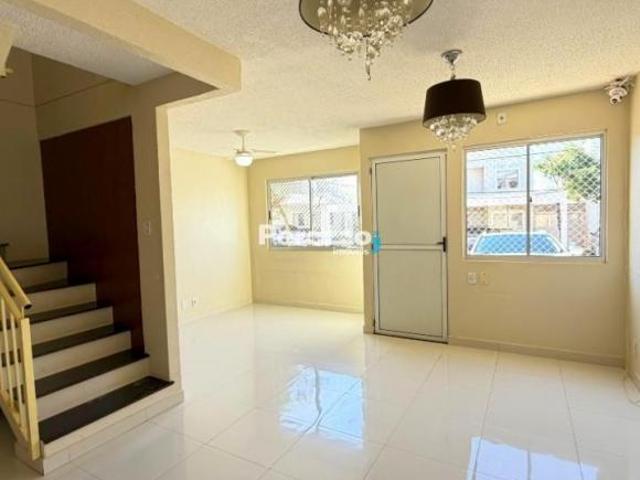 QC 08 Jardins Mangueiral Jardim Botânico Casa 3 Quartos Ampla e bem Localizada á Venda R$600.000,00