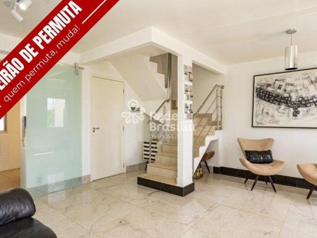 QC 3 Condomínio Jardins dos Pequis Casa com 3 quartos 1 suíte permuta