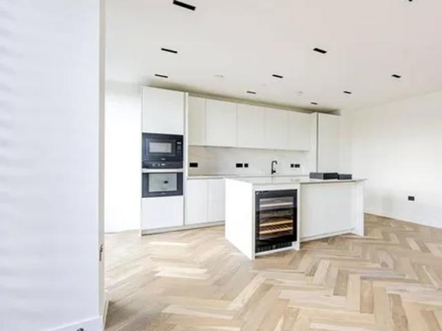 Qatar Airlines, 1 Cluny Mews, London, SW5 9EF, United Kingdom | 2 bed apartment for rent #140399933 | Rentberry