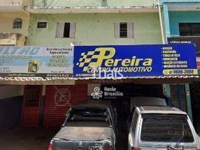 QE 40 Prédio comercial com 2 pavimentos 2 lojas e 1 kitnet Guará II