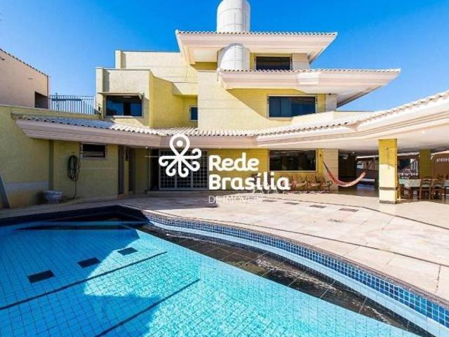 Qe 15 | Casa Sobrado de alto padrão com 5 quartos sendo 4 suítes 8 vagas área de lazer Guará
